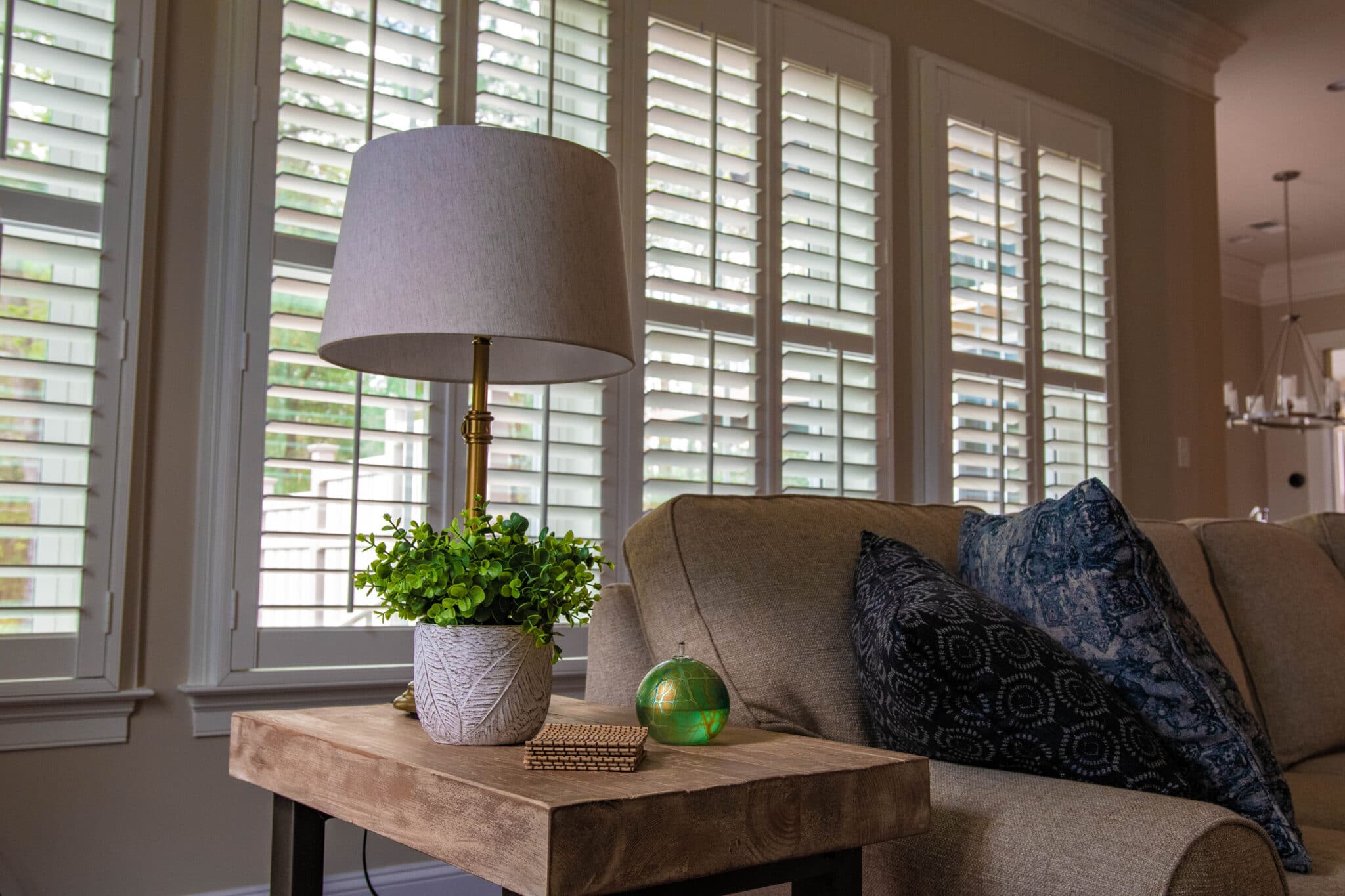 Are Shutters Better Than Blinds? » Shutters Quickly